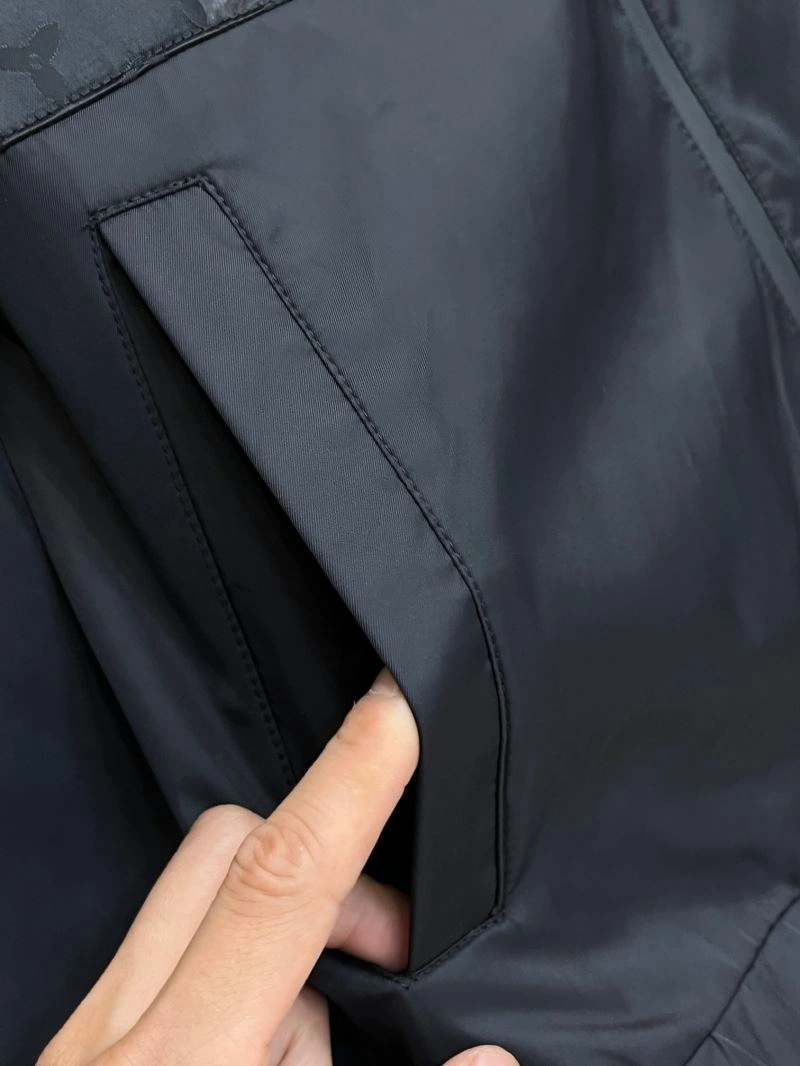 Low-cost Louis Vuitton Outwear