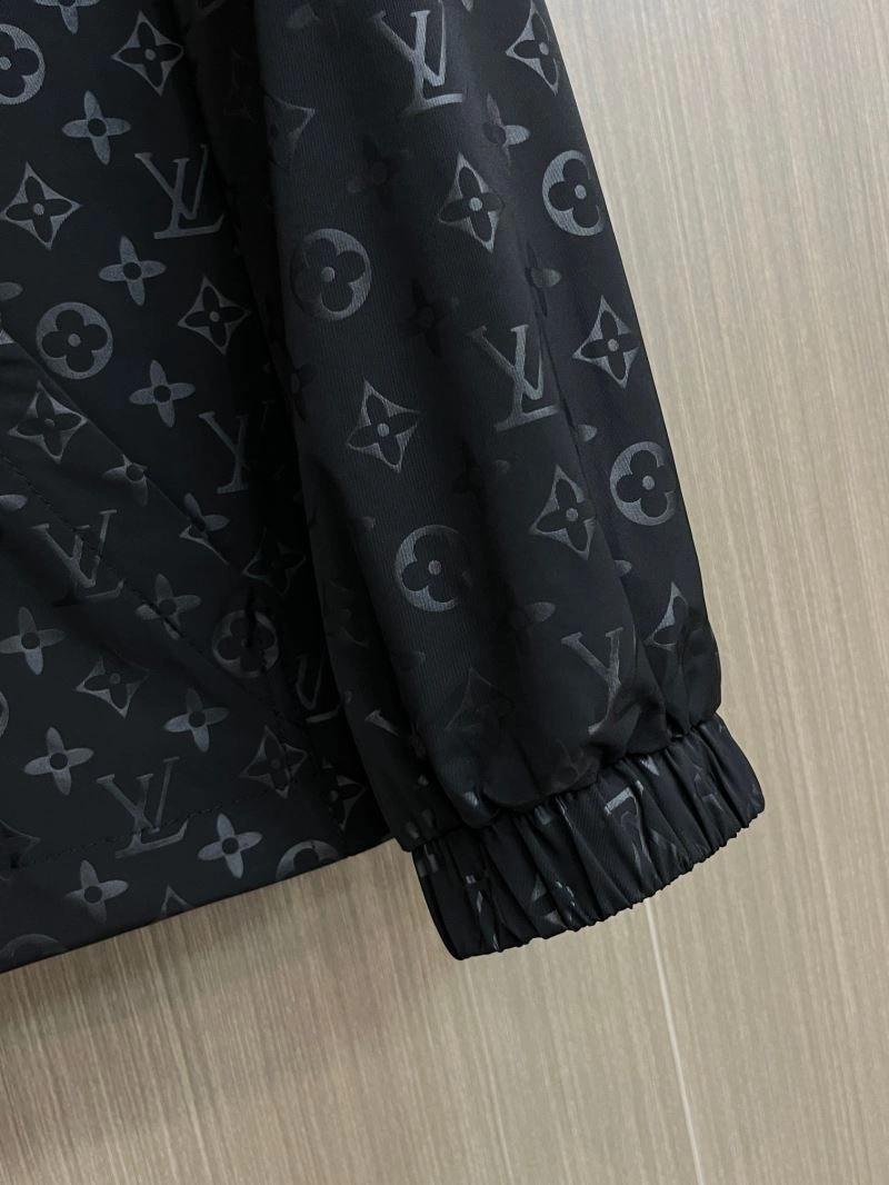 Low-cost Louis Vuitton Outwear