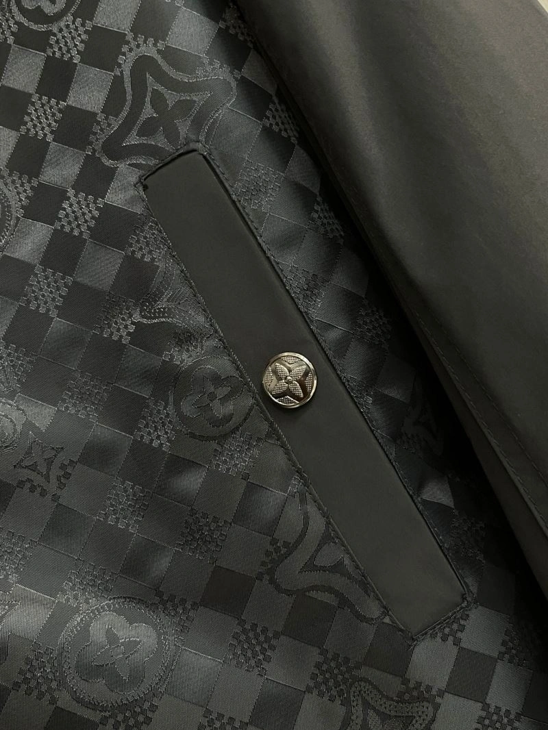 Official Louis Vuitton Outwear