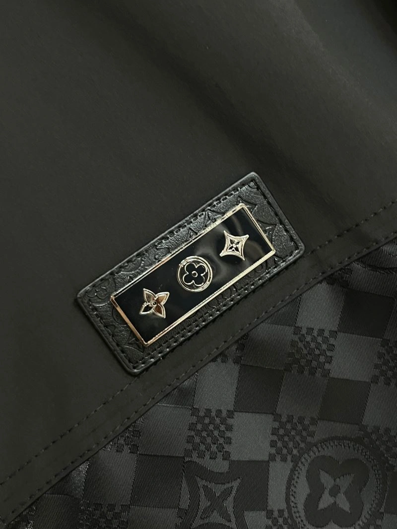 Official Louis Vuitton Outwear