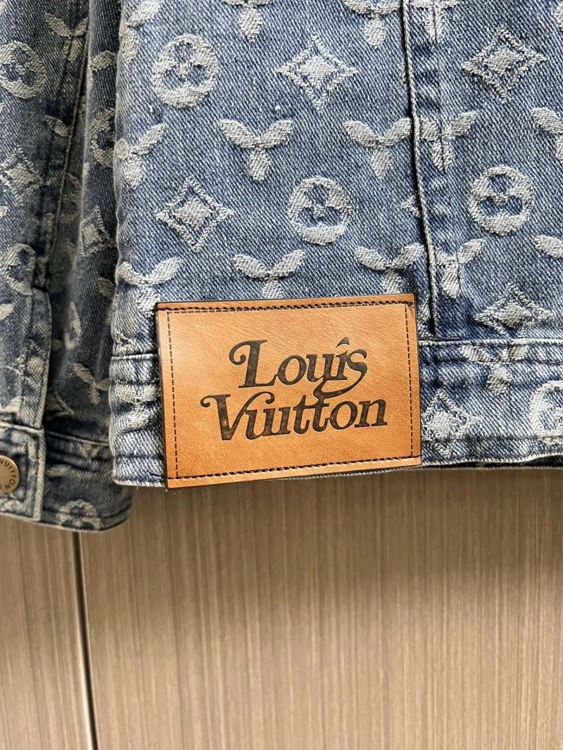 Real Louis Vuitton Outwear
