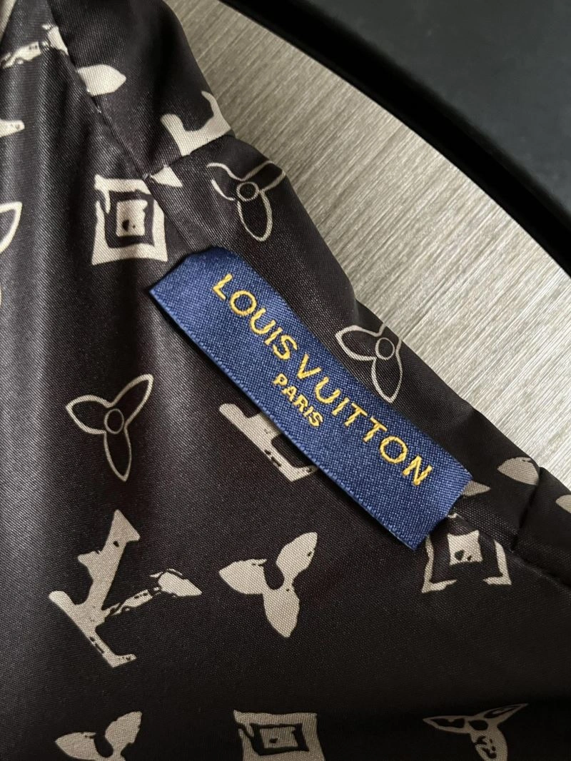 Exact replica Louis Vuitton Outwear