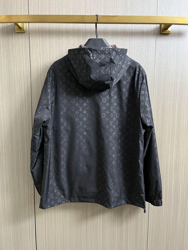 Official Louis Vuitton Outwear