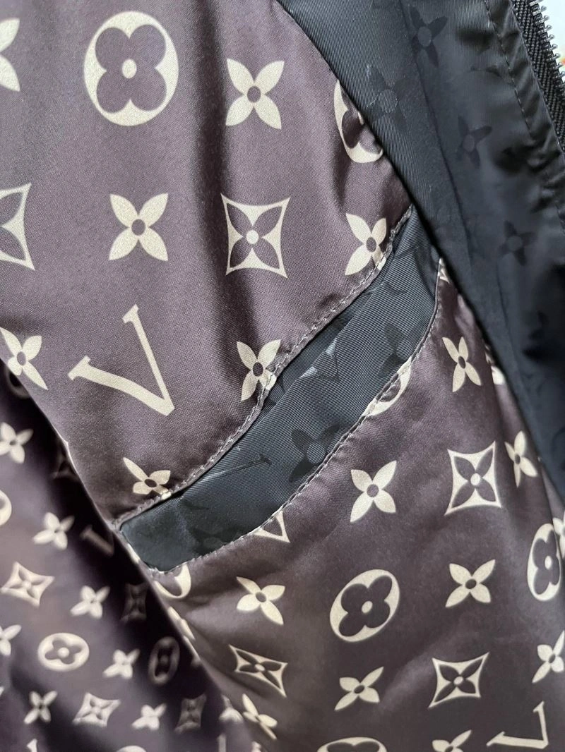 Official Louis Vuitton Outwear