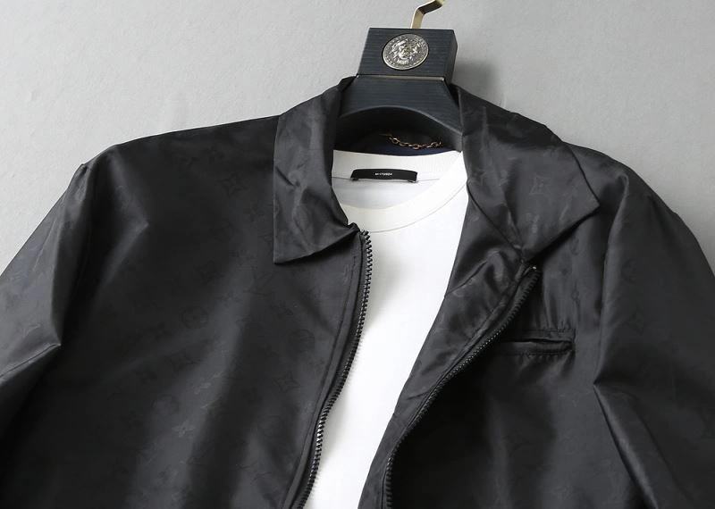 High accuracy Louis Vuitton Outwear