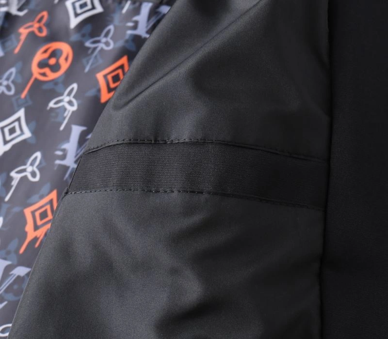 Low-cost Louis Vuitton Outwear