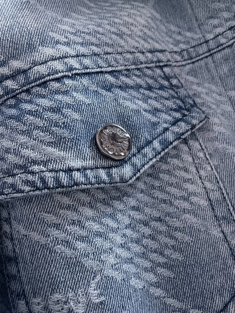 Inexpensive Louis Vuitton Outwear