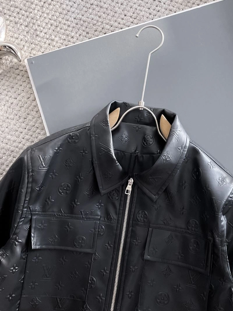Bargain Louis Vuitton Outwear