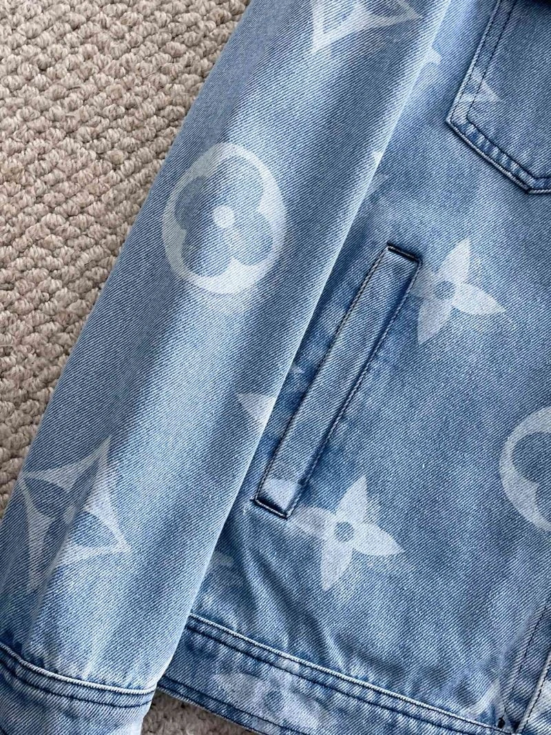 Top match Louis Vuitton Outwear