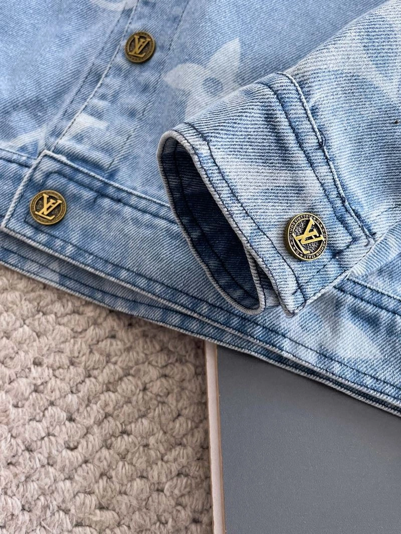 Top match Louis Vuitton Outwear