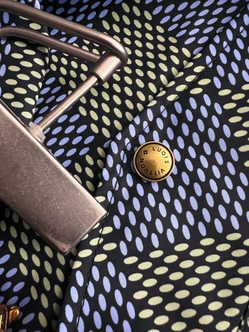 High fidelity Louis Vuitton Outwear