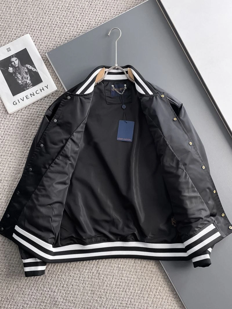 Legit Louis Vuitton Outwear