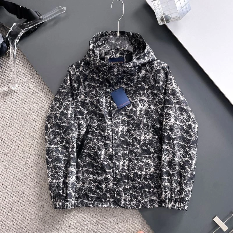 Louis Vuitton Outwear