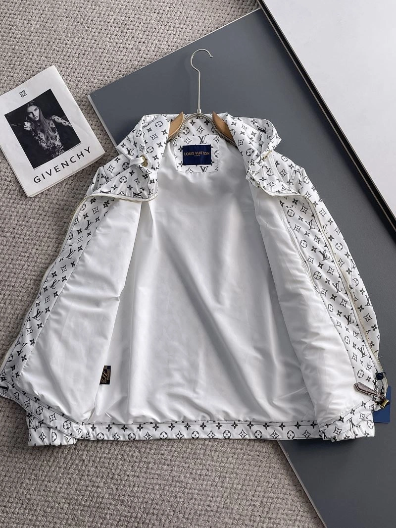 Legit Louis Vuitton Outwear