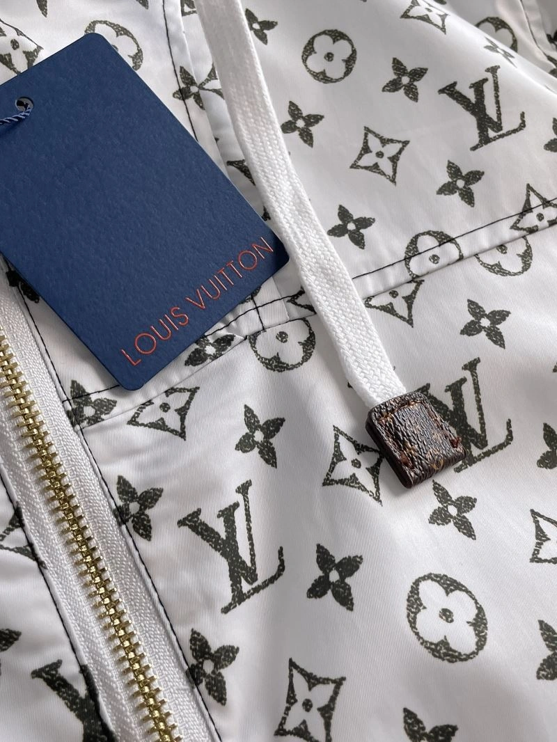Legit Louis Vuitton Outwear