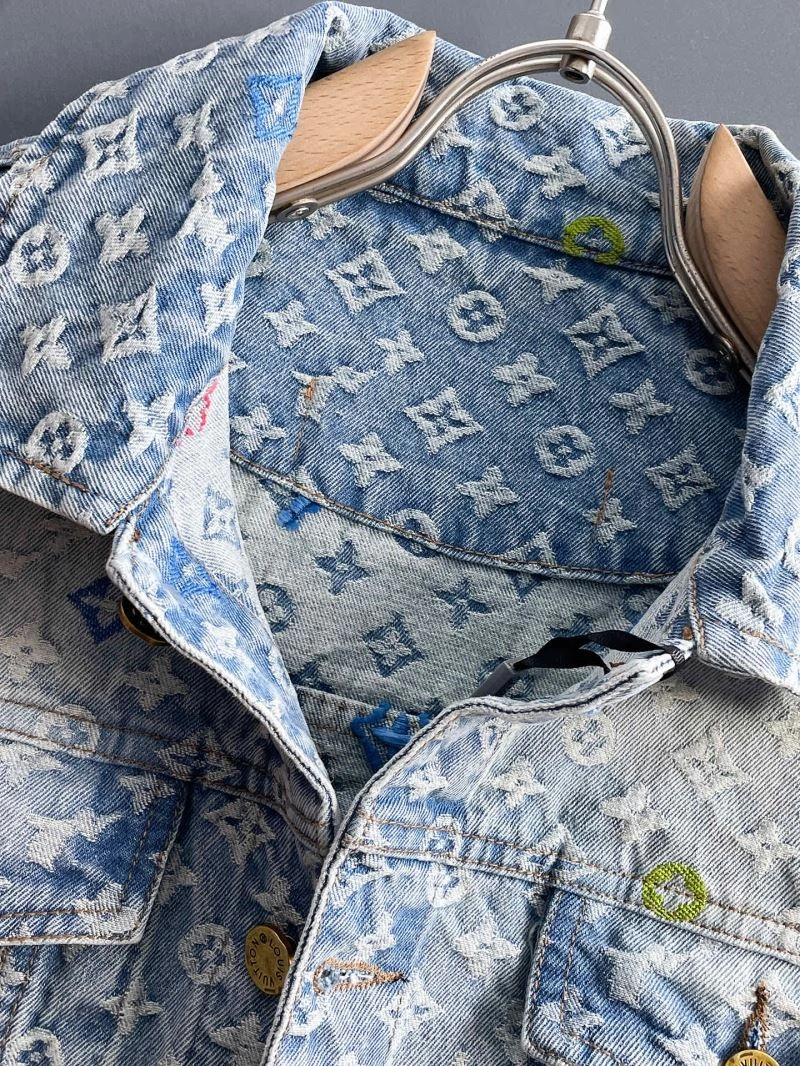 Real Louis Vuitton Outwear