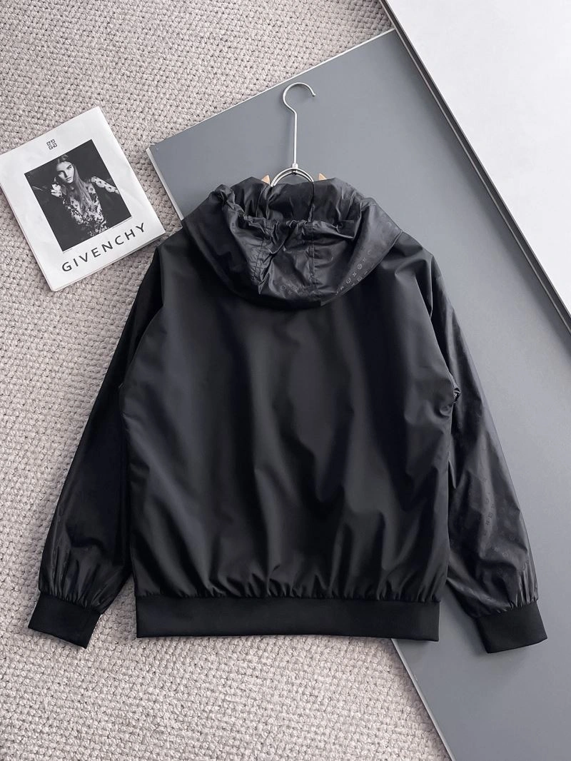 Bargain Louis Vuitton Outwear