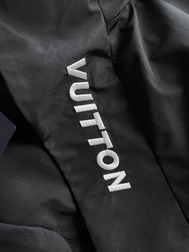 Low-cost Louis Vuitton Outwear