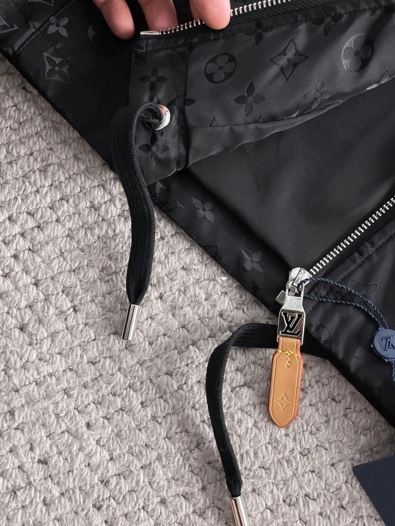 High accuracy Louis Vuitton Outwear