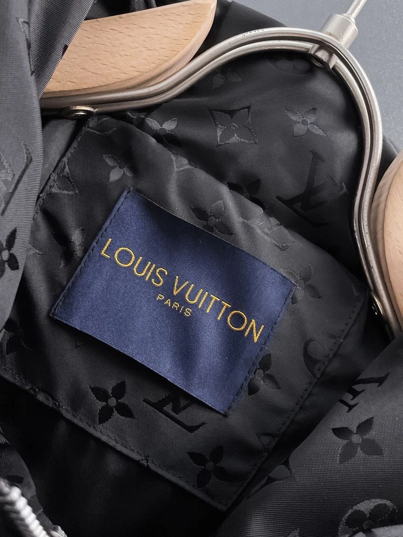 High accuracy Louis Vuitton Outwear