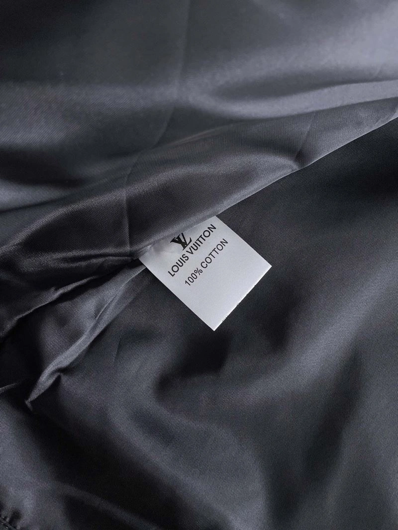 Top match Louis Vuitton Outwear