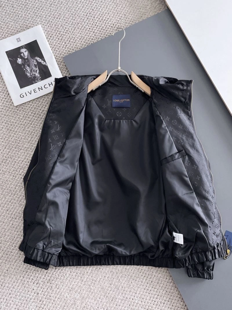 Official Louis Vuitton Outwear