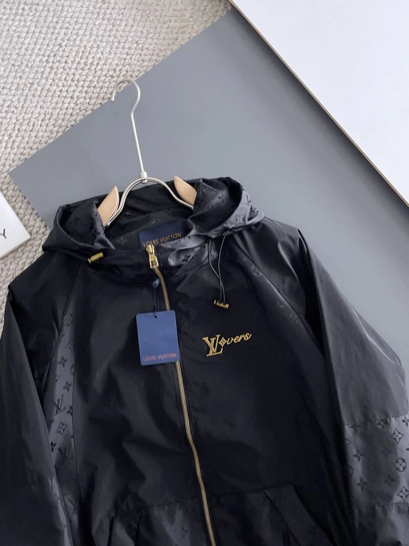Official Louis Vuitton Outwear