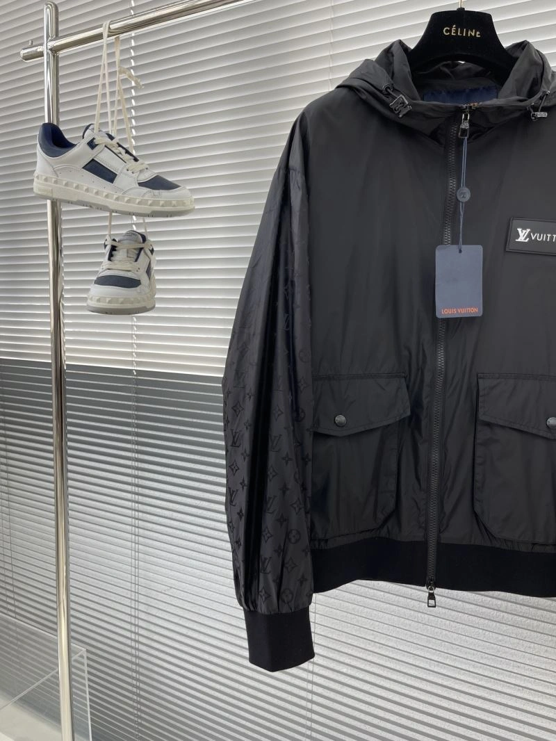 Legit Louis Vuitton Outwear