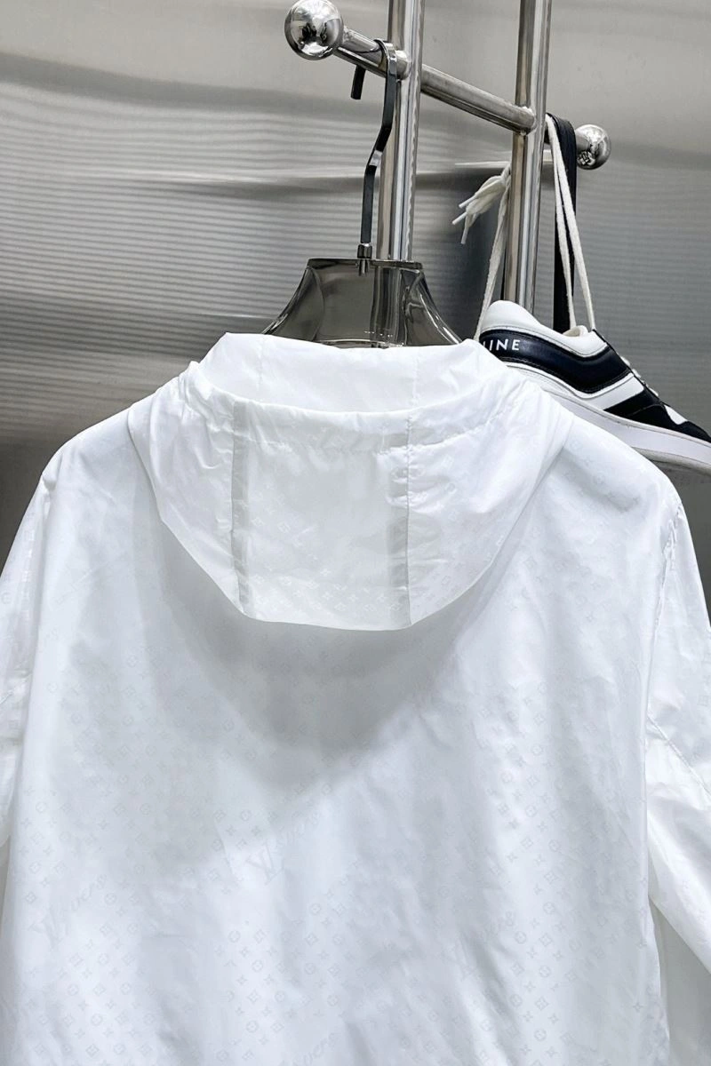 Inexpensive Louis Vuitton Outwear