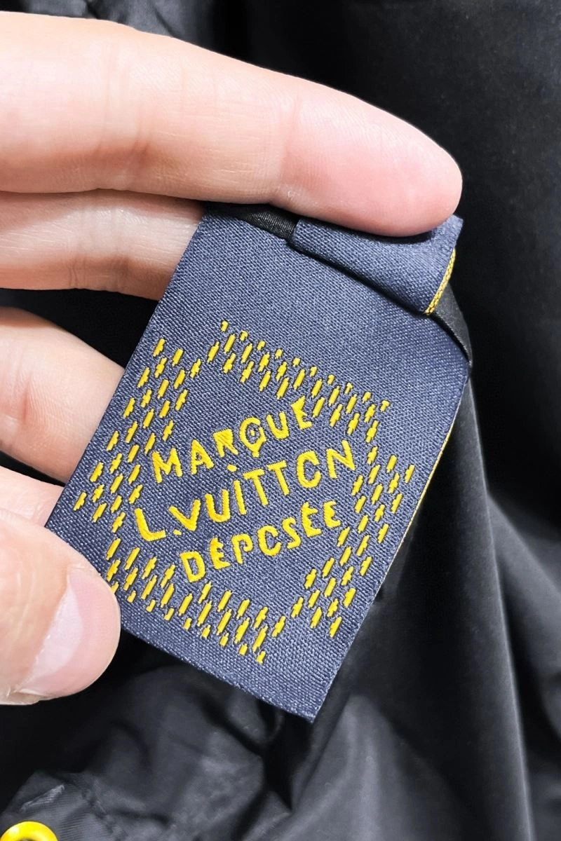 Real Louis Vuitton Outwear