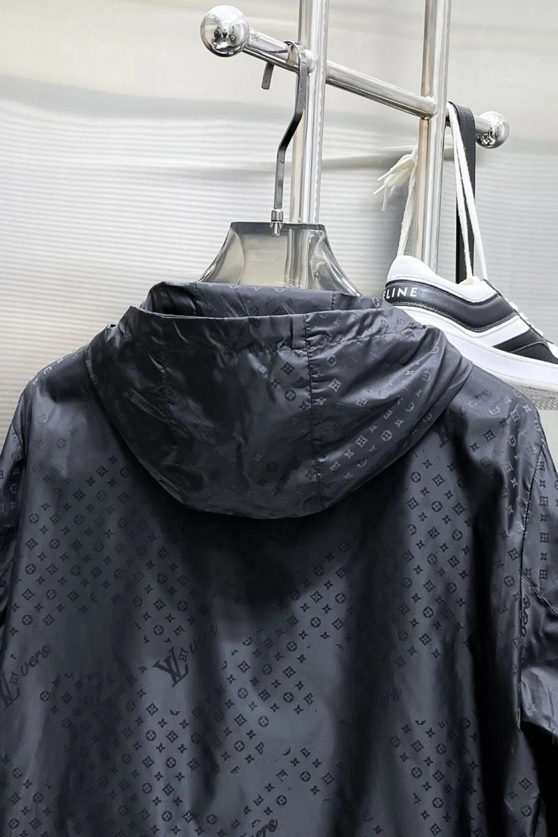 Real Louis Vuitton Outwear