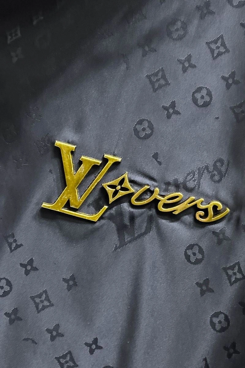Real Louis Vuitton Outwear