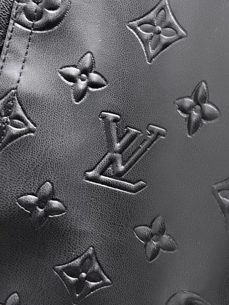 Low-cost Louis Vuitton Outwear