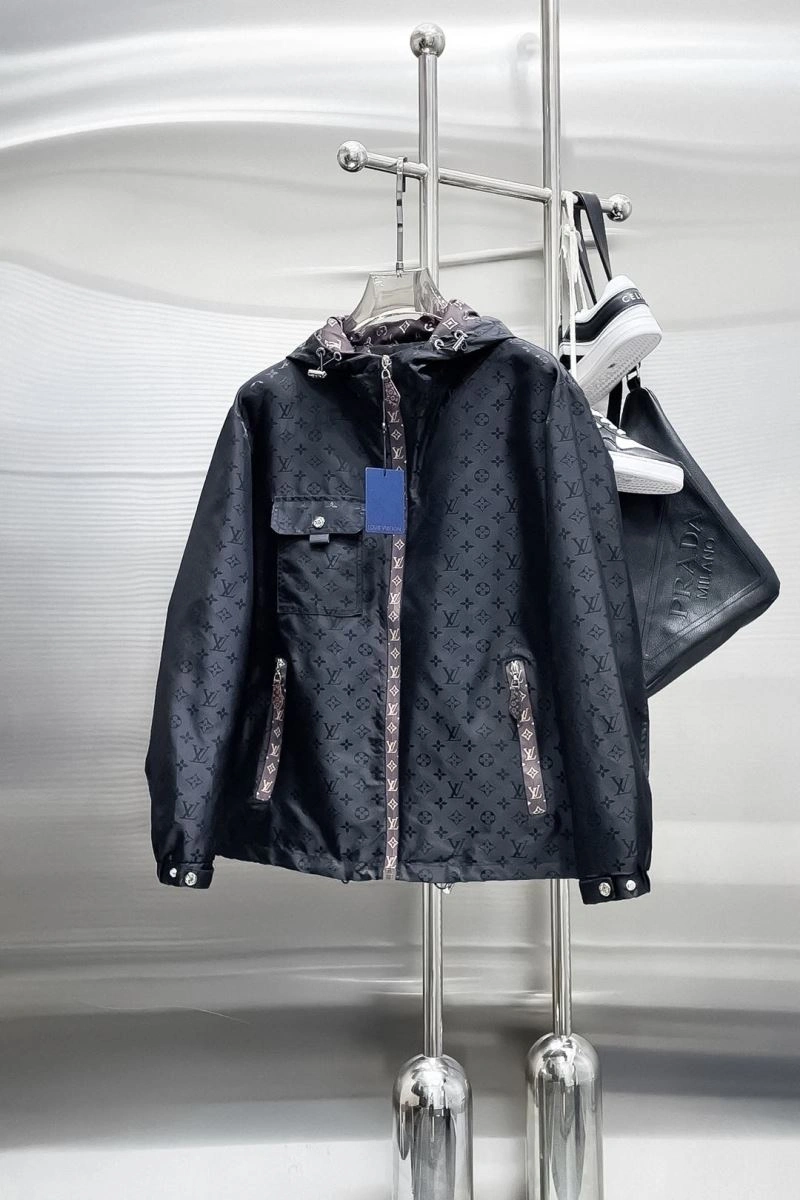 Louis Vuitton Outwear
