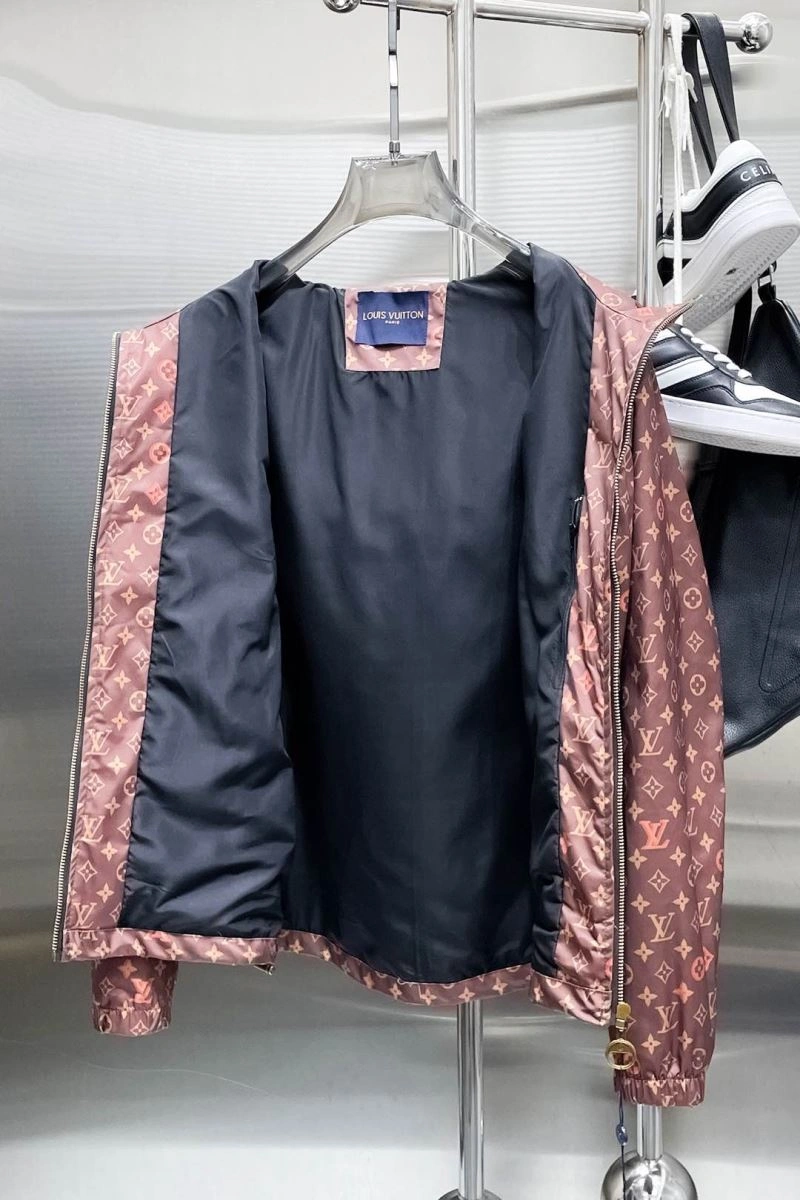 Top match Louis Vuitton Outwear