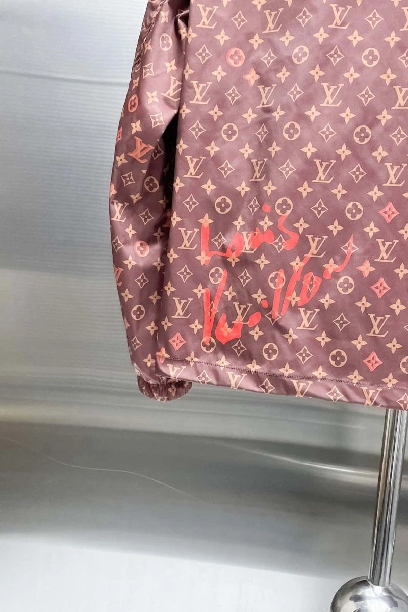 Top match Louis Vuitton Outwear