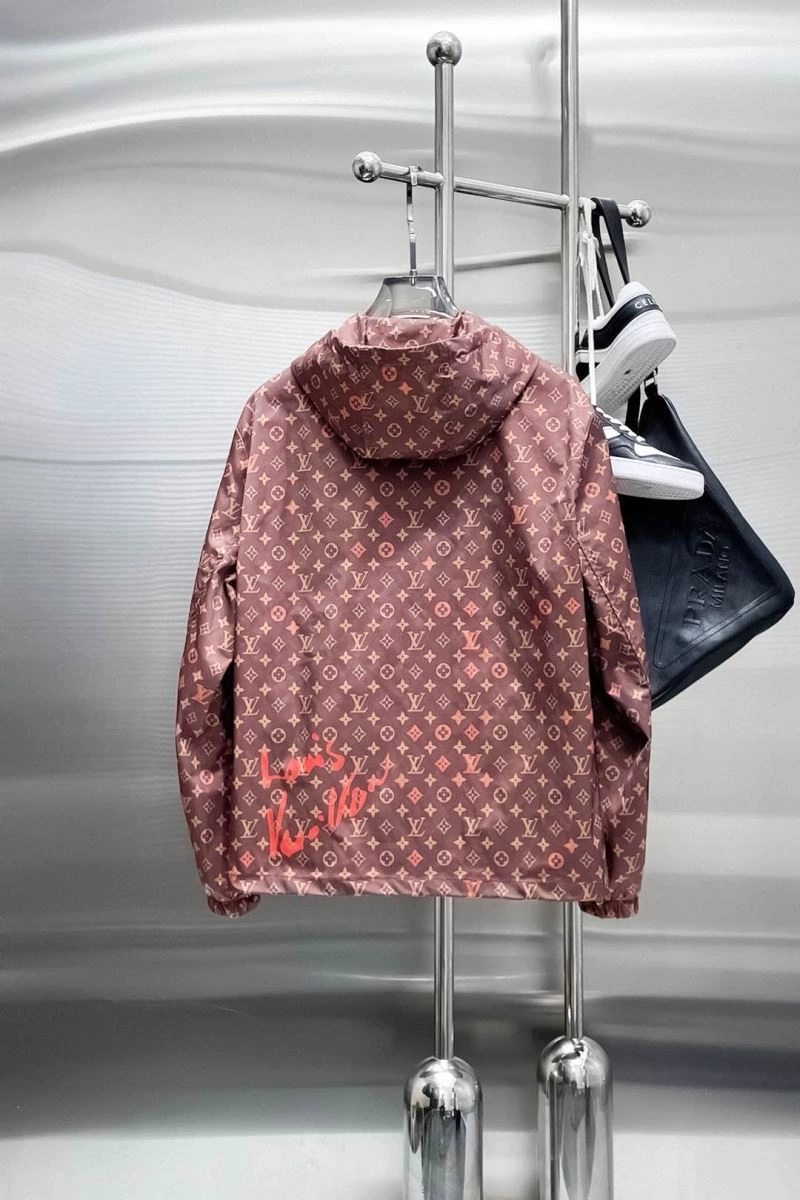Top match Louis Vuitton Outwear