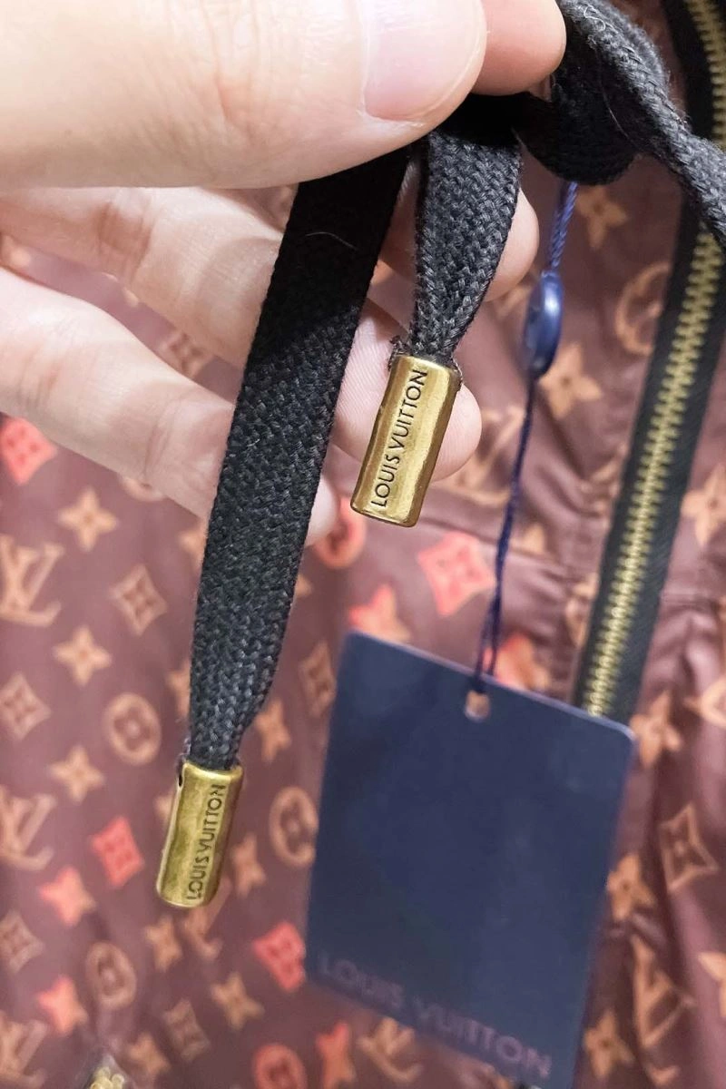 Top match Louis Vuitton Outwear
