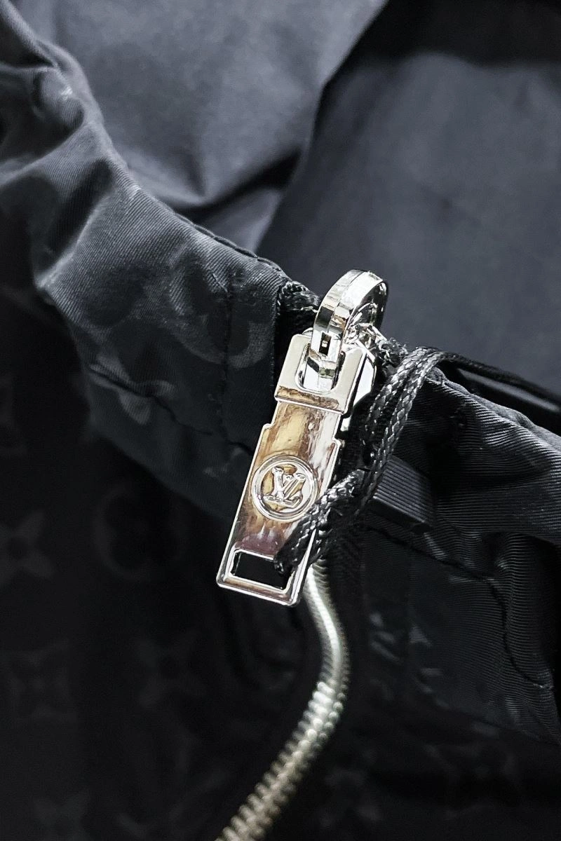 High fidelity Louis Vuitton Outwear