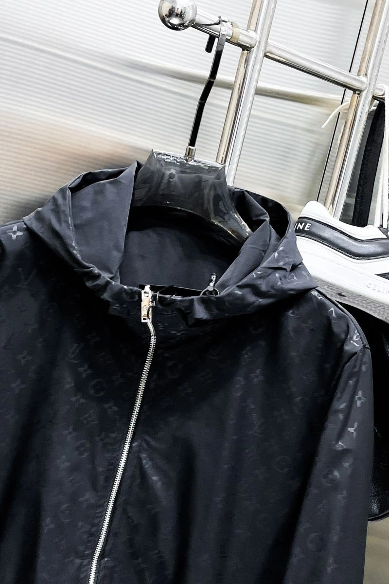 High fidelity Louis Vuitton Outwear