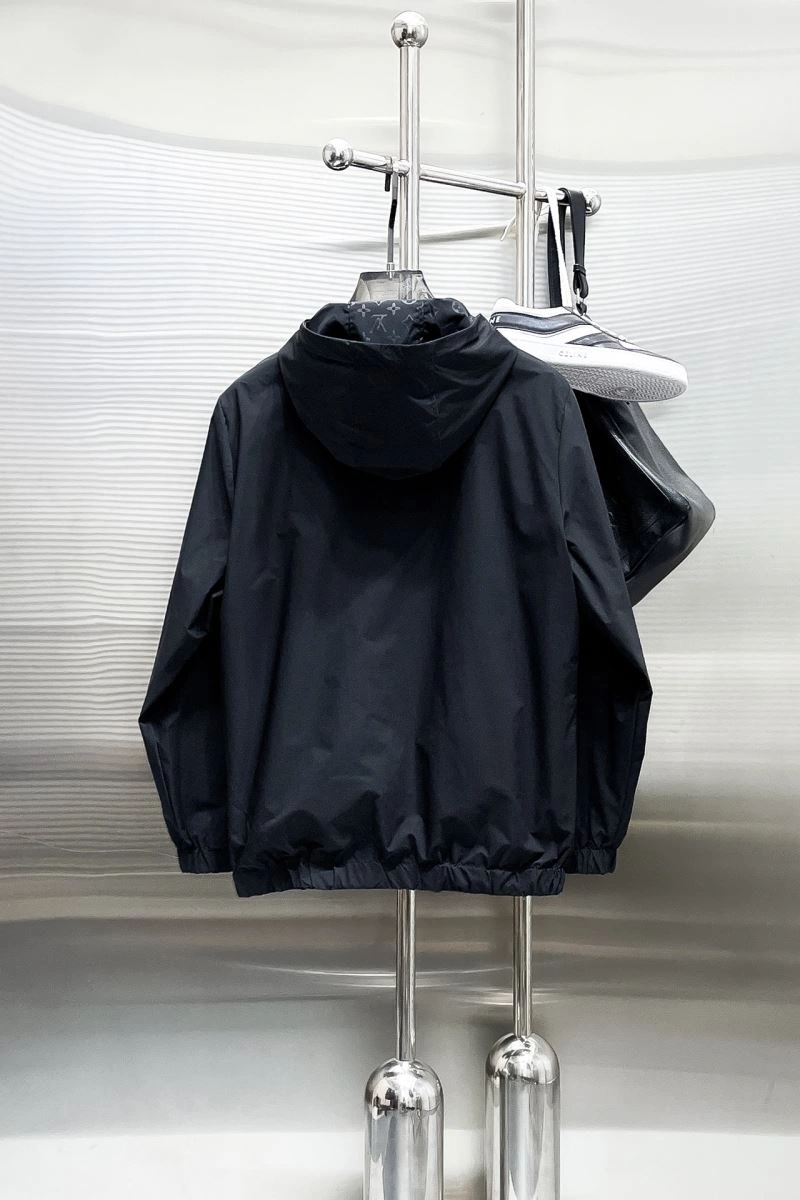 High fidelity Louis Vuitton Outwear