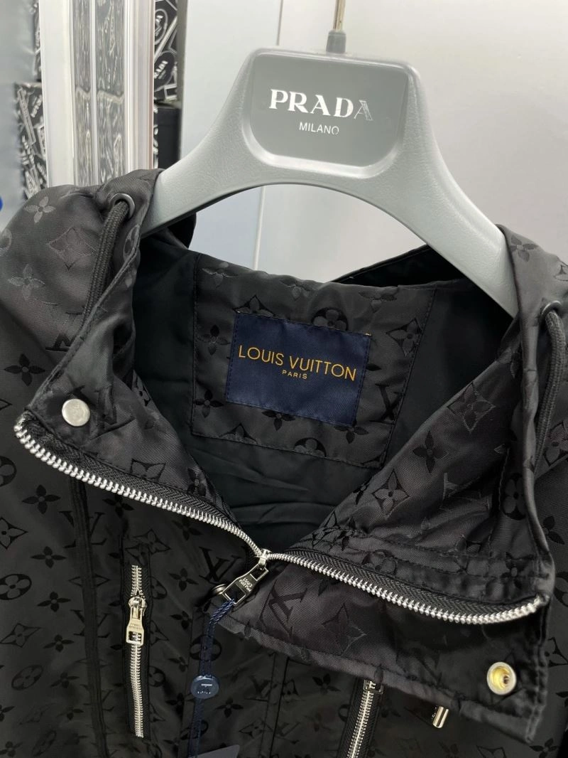 Low-cost Louis Vuitton Outwear