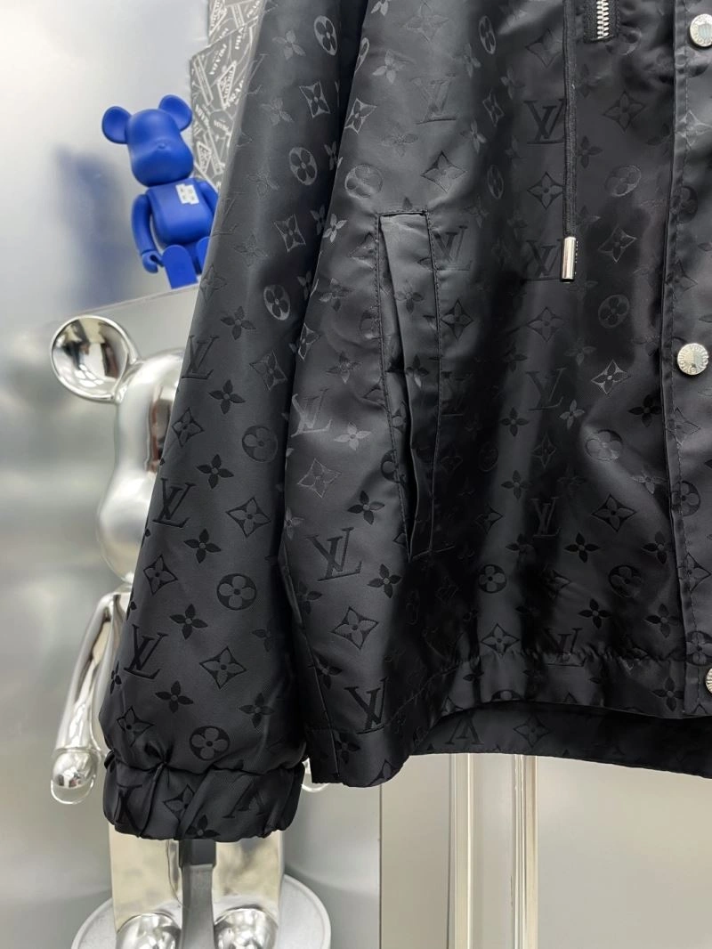 Low-cost Louis Vuitton Outwear