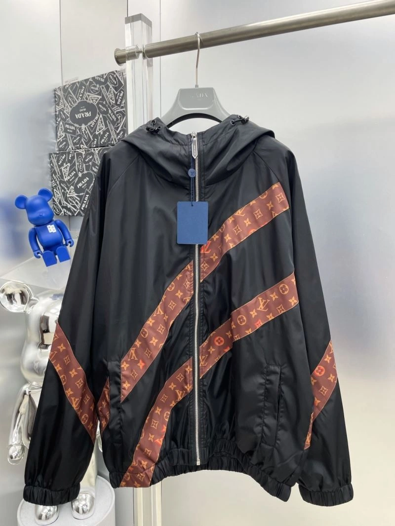Louis Vuitton Outwear