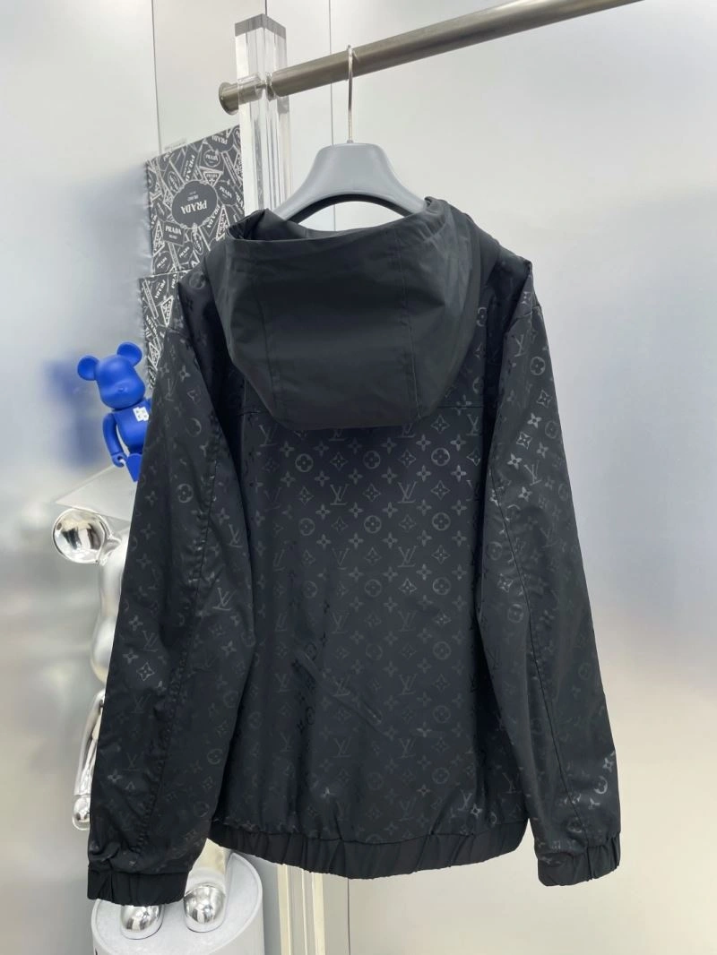 Low-cost Louis Vuitton Outwear