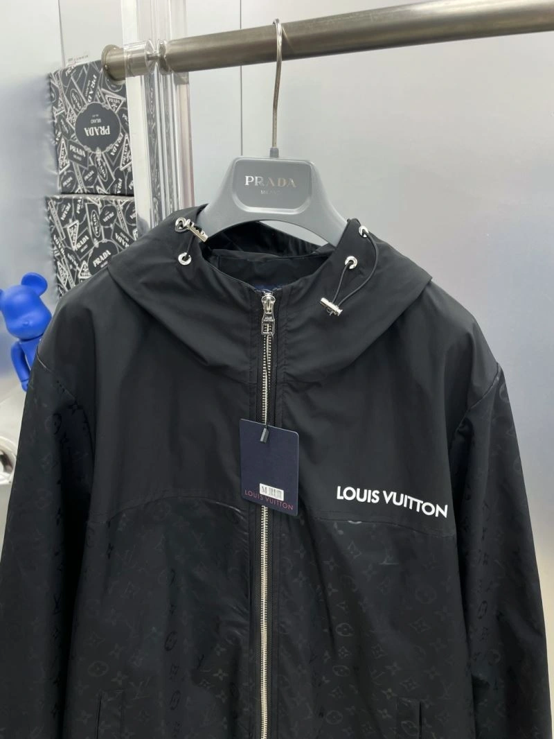 Low-cost Louis Vuitton Outwear