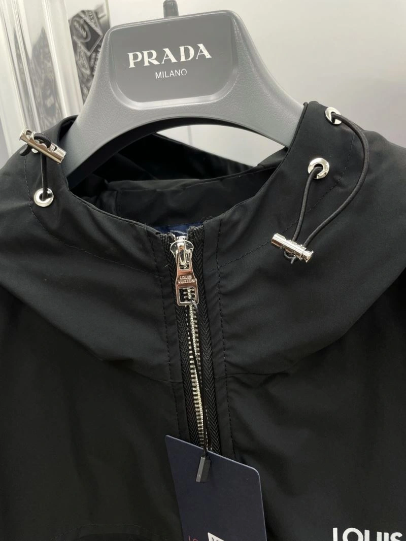 Low-cost Louis Vuitton Outwear