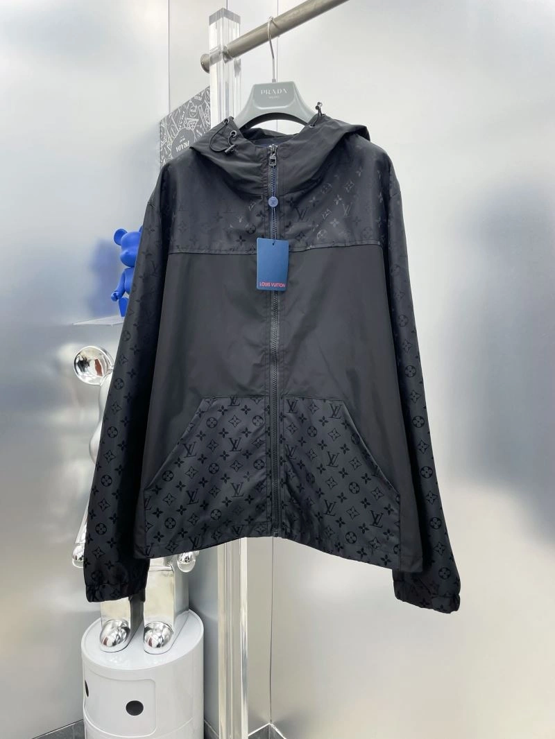 Louis Vuitton Outwear