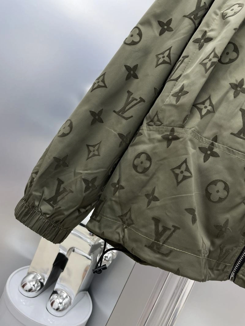 Official Louis Vuitton Outwear