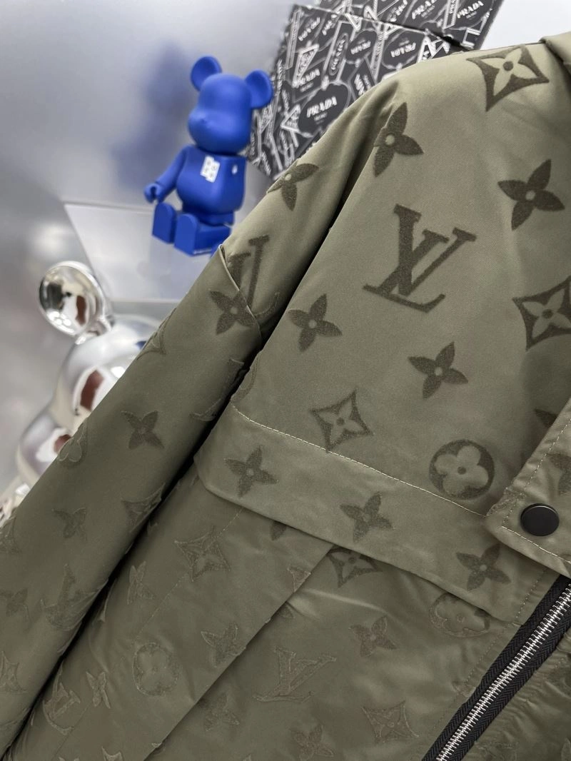 Official Louis Vuitton Outwear